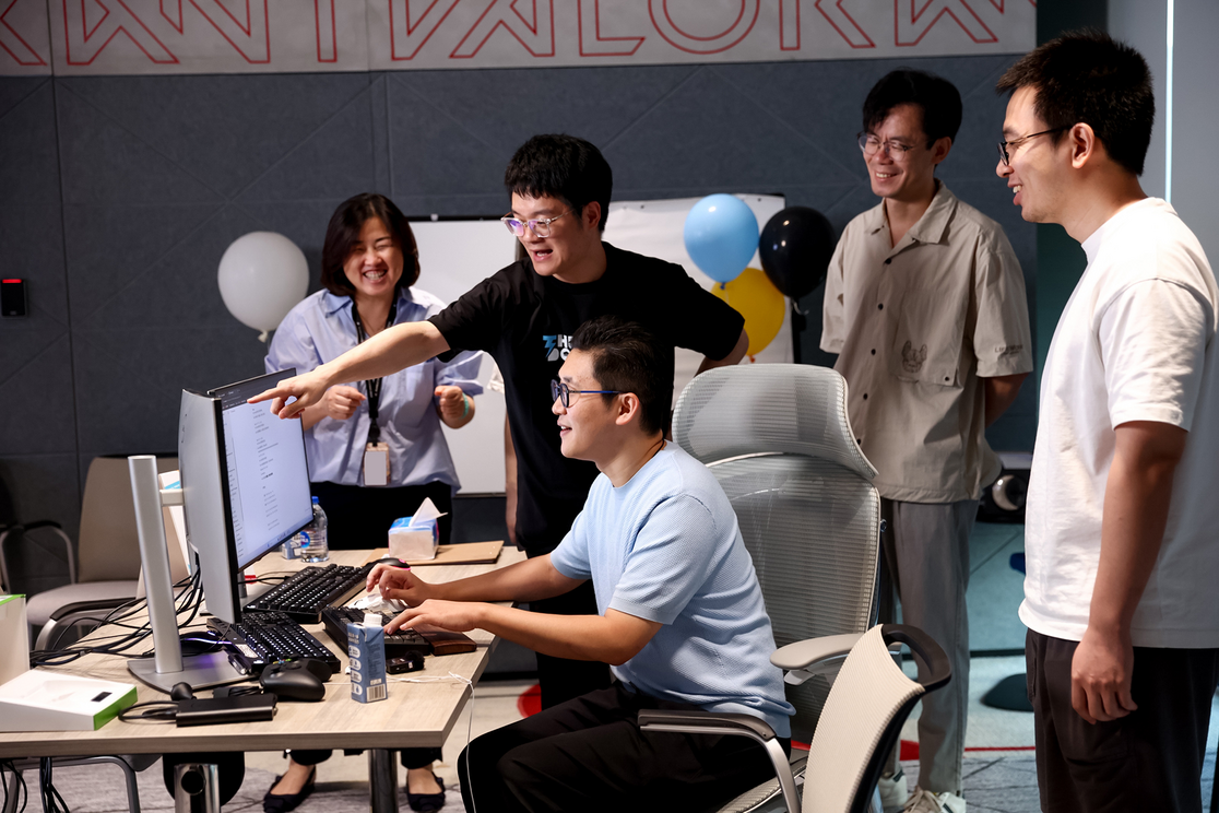 Riot Games' 48-stündiger Hackathon – Thunderdome 2024 | Riot Games