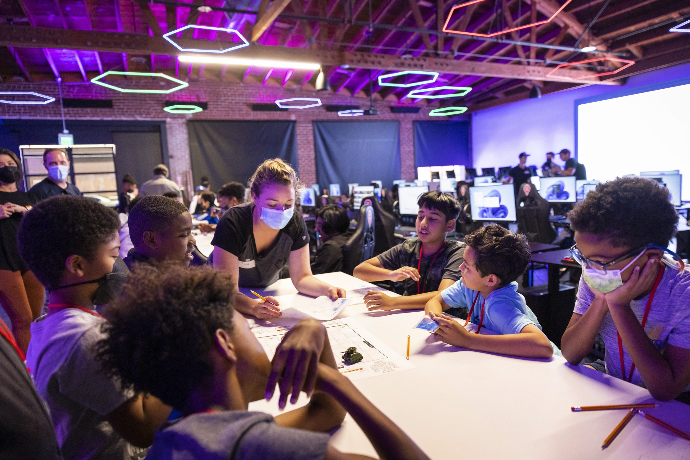 Global Service Month 2022: From São Paulo to Shanghai | Riot Games